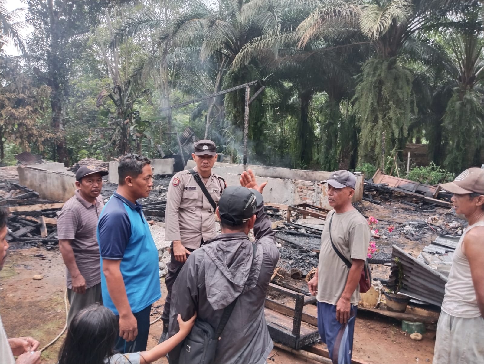 Rumah Semi Permanen di Padang Jaya Ludes Terbakar, Pemilik Lagi Bertandang ke Rumah Saudara