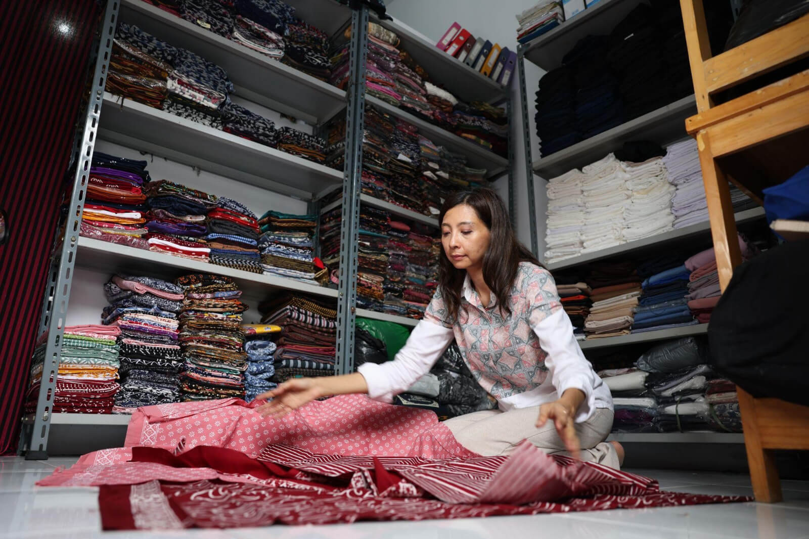 UMKM Binaan BRI ‘Kain Indonesia by Shifara’, Hidupkan Nafas Wastra ...